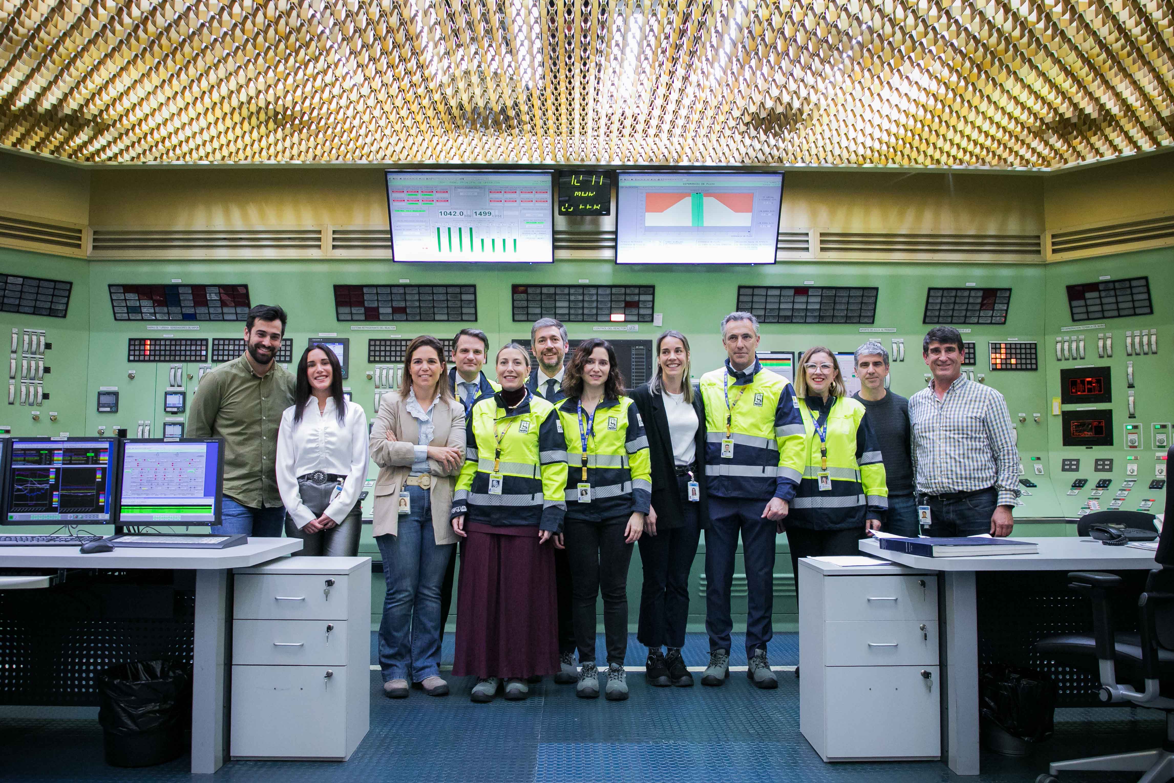 20250225 Las presidentas de Extremadura y Madrid visitan la Central ...